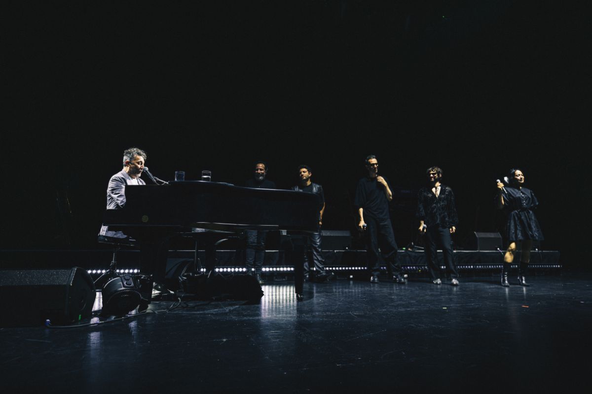 Review: Fito Páez Delivers Euphoric Night at Hard Rock Live