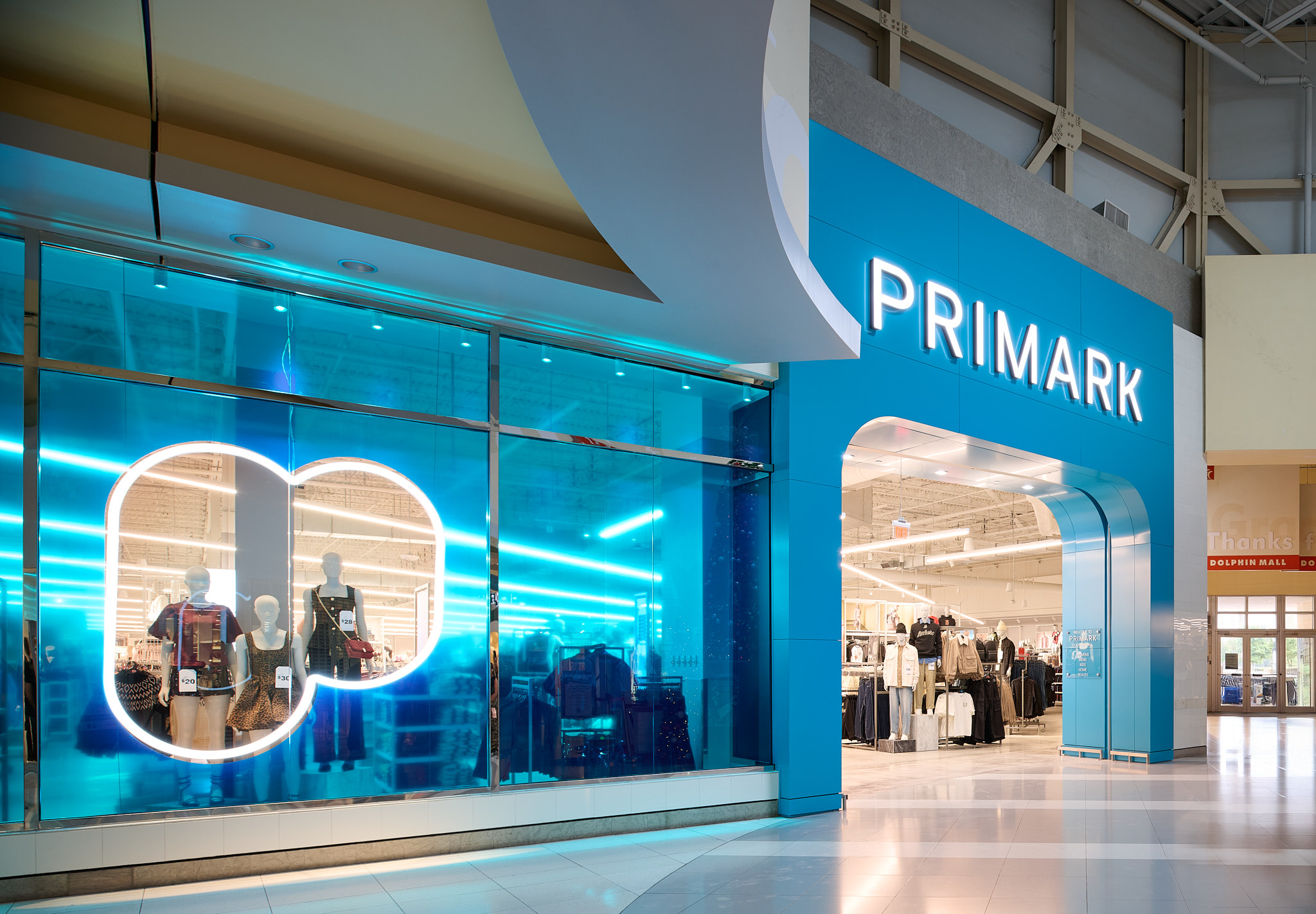Popular European Affordable Fashion Brand Opens Store in Miami