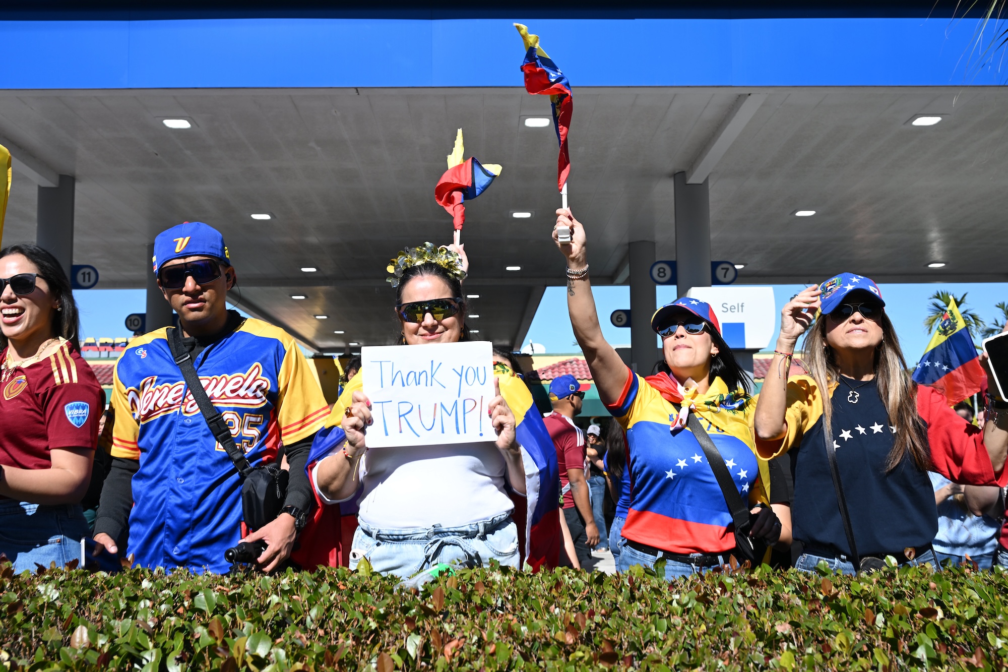 Photos: Miami Venezuelans Celebrate U.S. Capture of Maduro in Doral