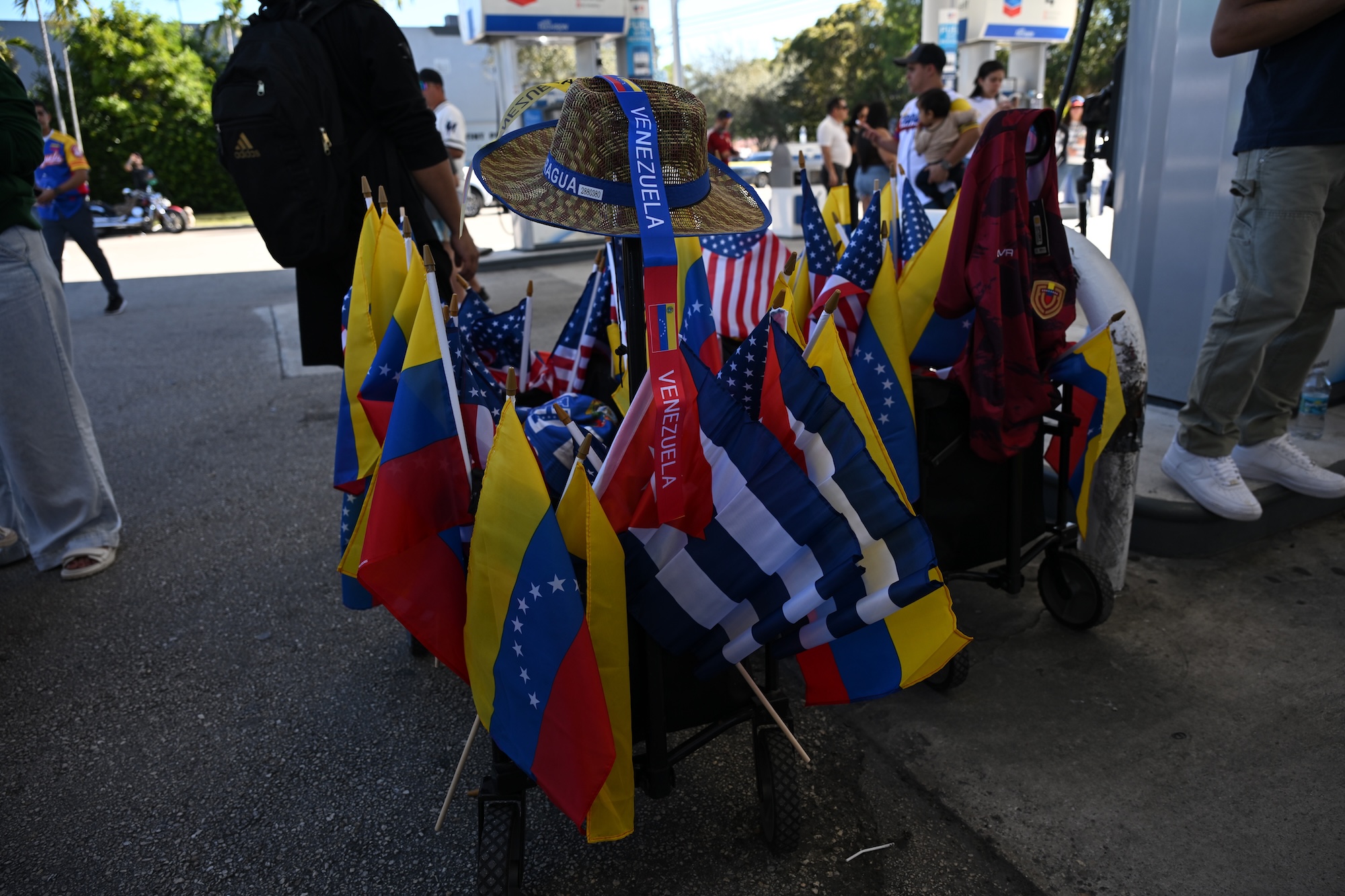 Photos: Miami Venezuelans Celebrate U.S. Capture of Maduro in Doral