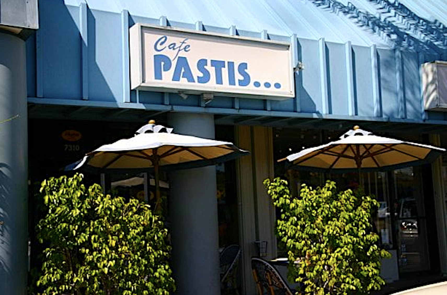 South Miami's Cafe Pastis Forced to Change Name After Mixup | Miami New ...