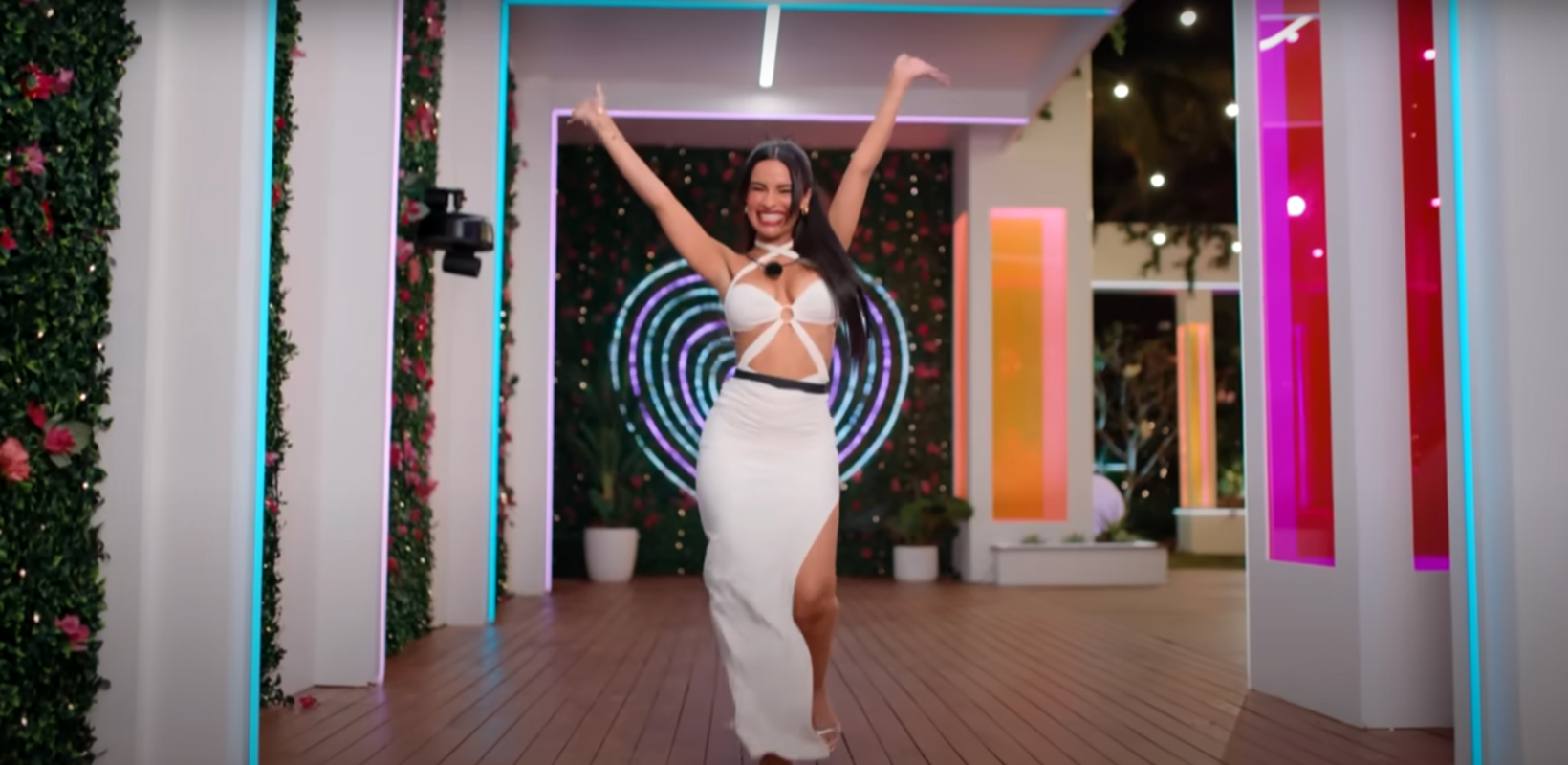 Why Miami Love Island Contestant Yulissa Escobar Left Show Early ...